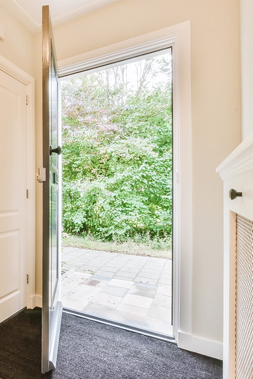 How to Fit a Front Door | DIY Megastore